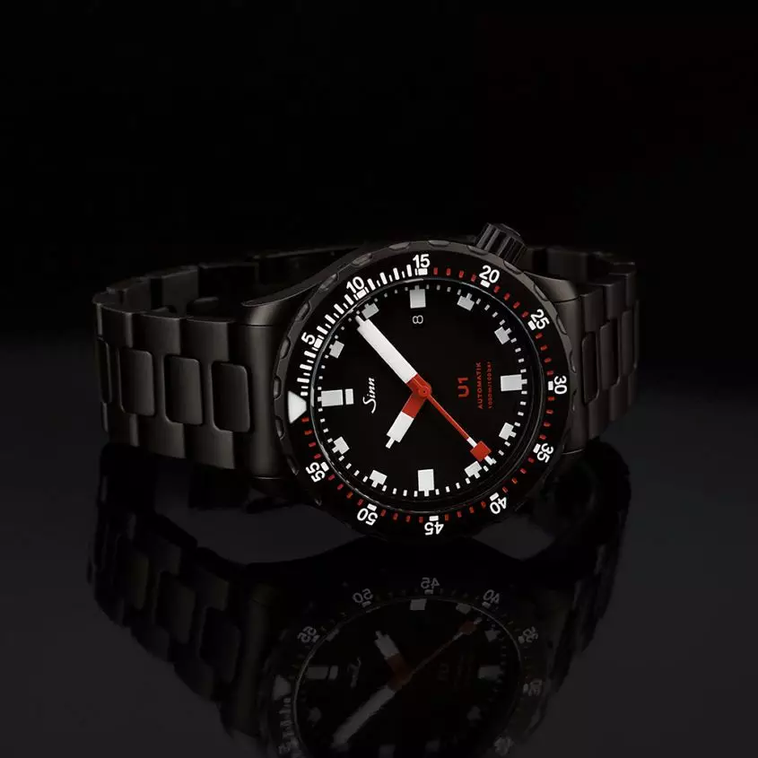 LISTE : Toute l'équipe T+T relève le défi de la collection de montres fantaisie à 20 000 $... - Time and Tide Watches 12183_17