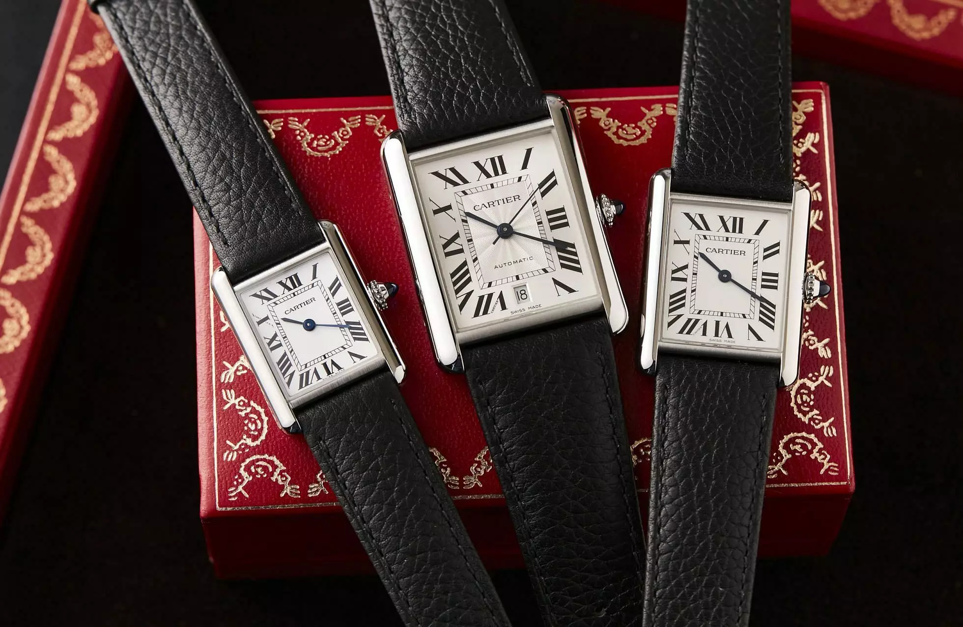 Petualangan baru Cartier Tank termasuk jam tangan bertenaga surya