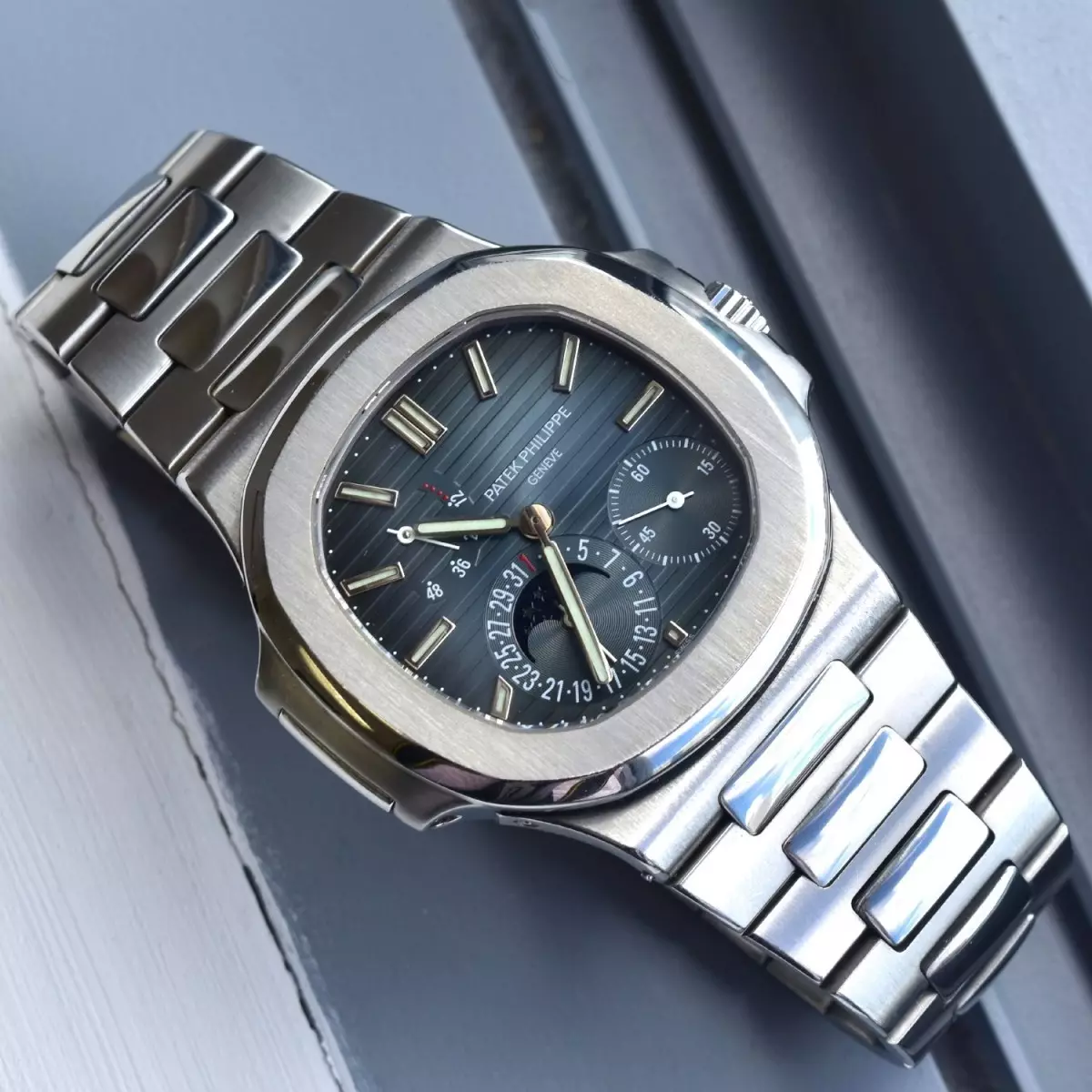 ең арзан Patek Philippe Nautilus