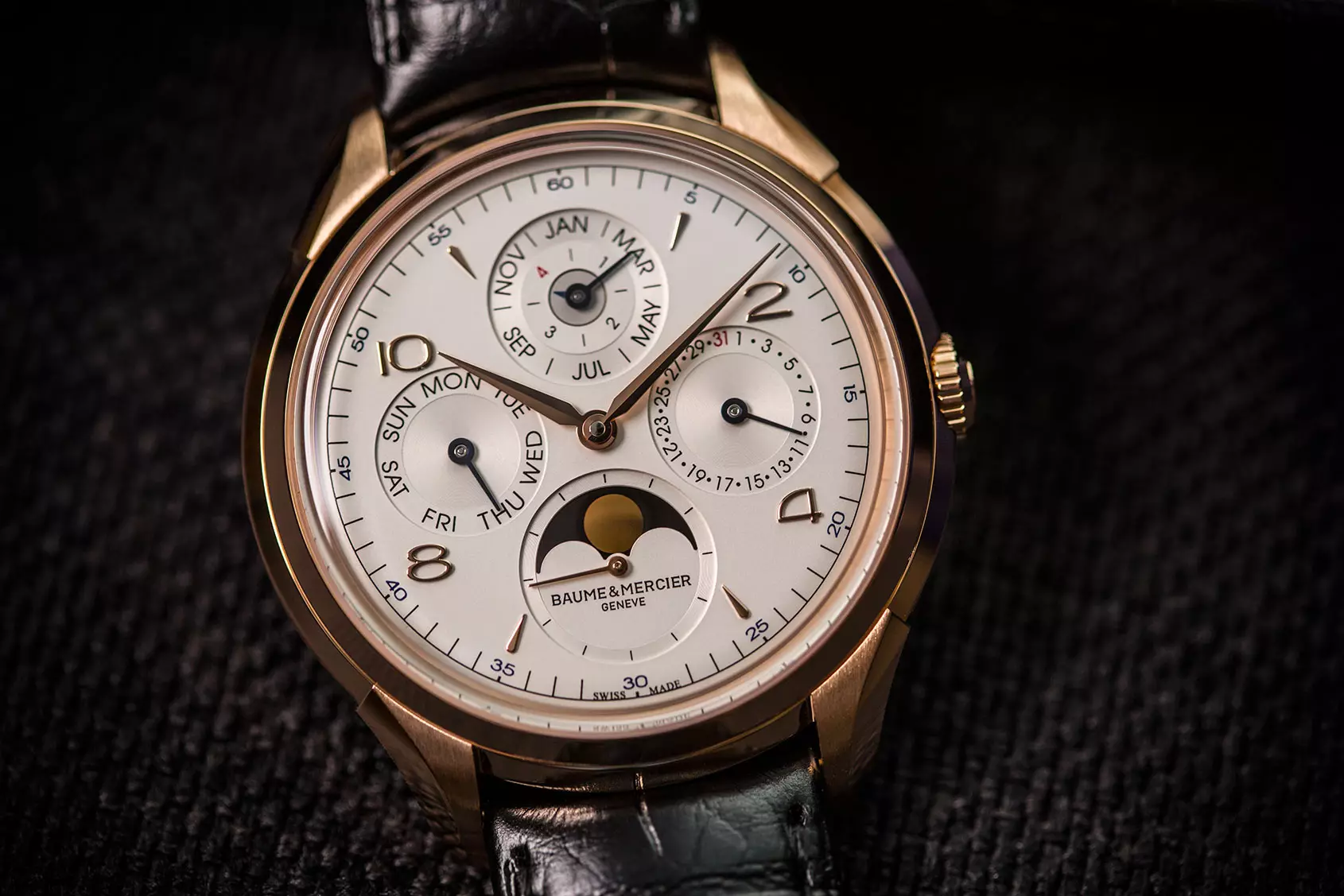 baume-mercier-clifton-perpetual-calender-3