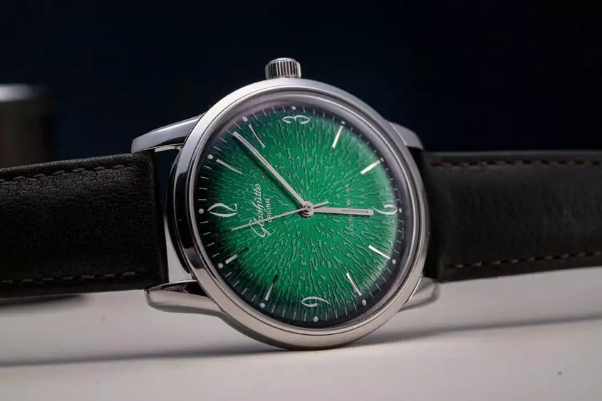 7 најбољих зелених сатова 1616_4