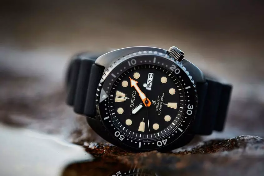 Seiko Prospex SRPC49K: Blacked-out Beauty – Ανασκόπηση βίντεο 17955_8