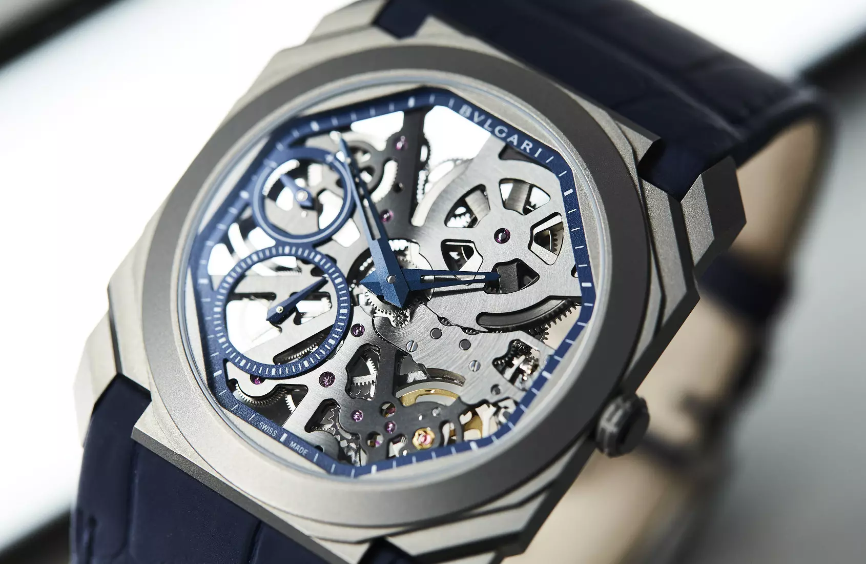 APPROFONDIMENTO: Il Bulgari Octo Finissimo Skeleton Titanium Blue - Orologi Time and Tide 1939_2