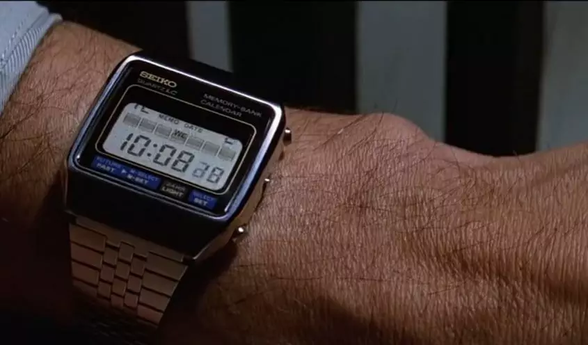 AGGIORNATO: L'elenco completo degli orologi indossati da James Bond sullo schermo: Time and Tide Watches 1944_15
