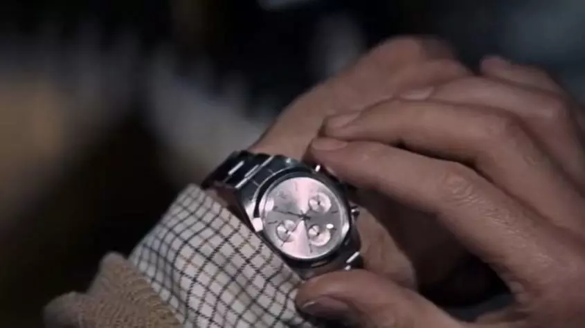 ATJAUNINĀTS: pilns Džeimsa Bonda ekrānā valkāto pulksteņu saraksts — laika un bēguma pulksteņi 1944_9