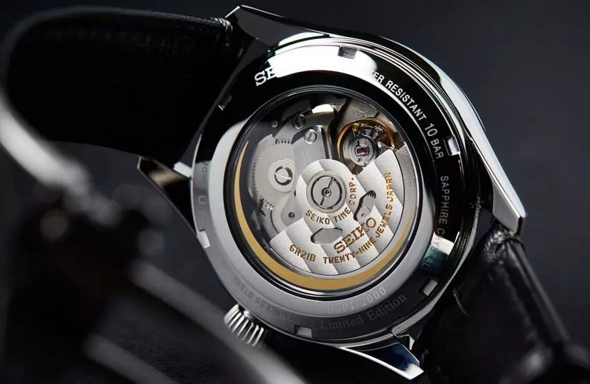 ПРИМЕНА: The Seiko Presage Urushi Byakudan-nuri Limited Edition SPB085 - Time and Tide Watches 1959_4