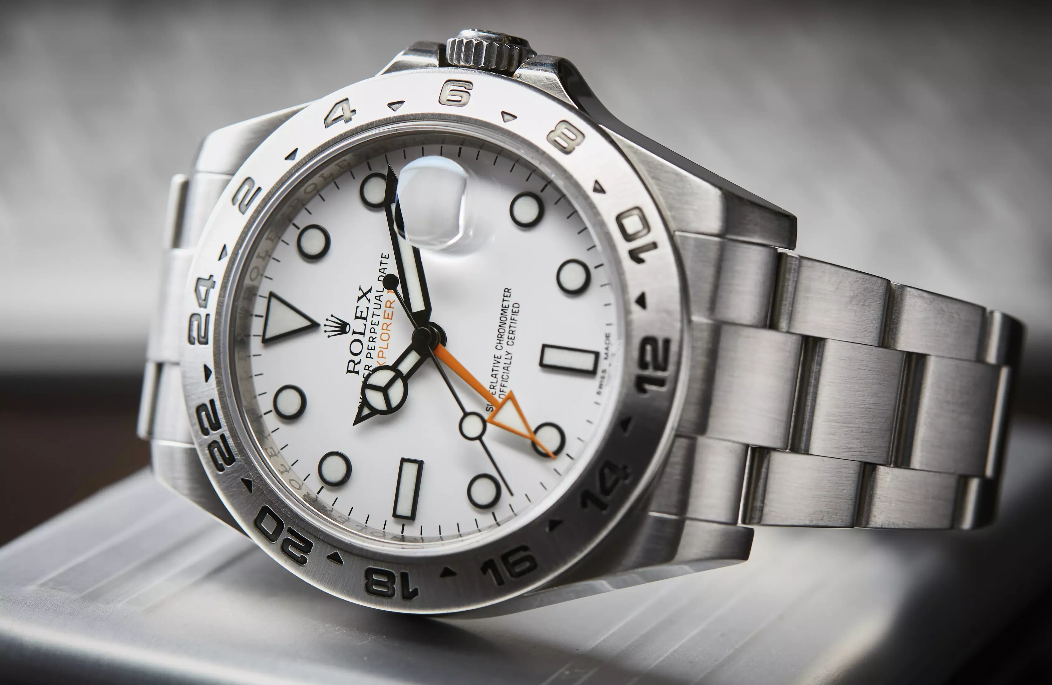 Đồng hồ Rolex Explorer II Ref. 216570