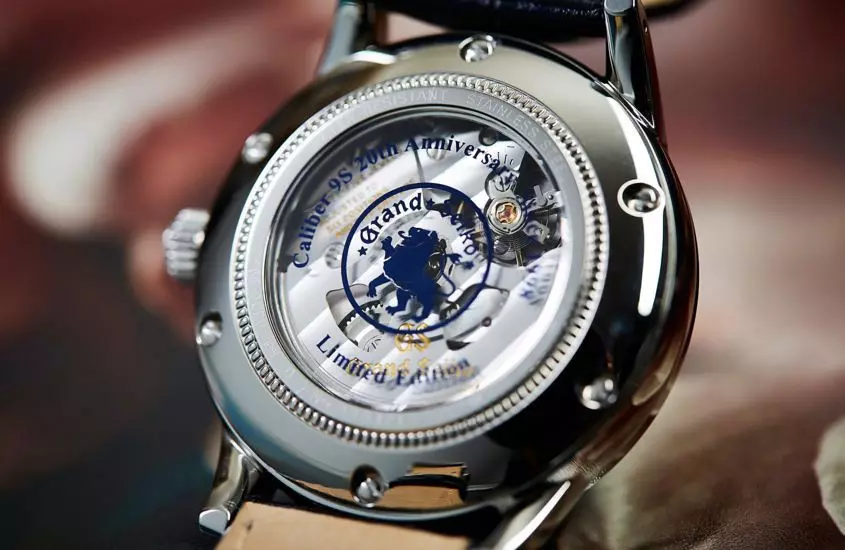 הפעלה: ה-GMT הלבוש של גרנד סייקו - ה-SBGM235 - שעוני זמן וגאות 2790_5