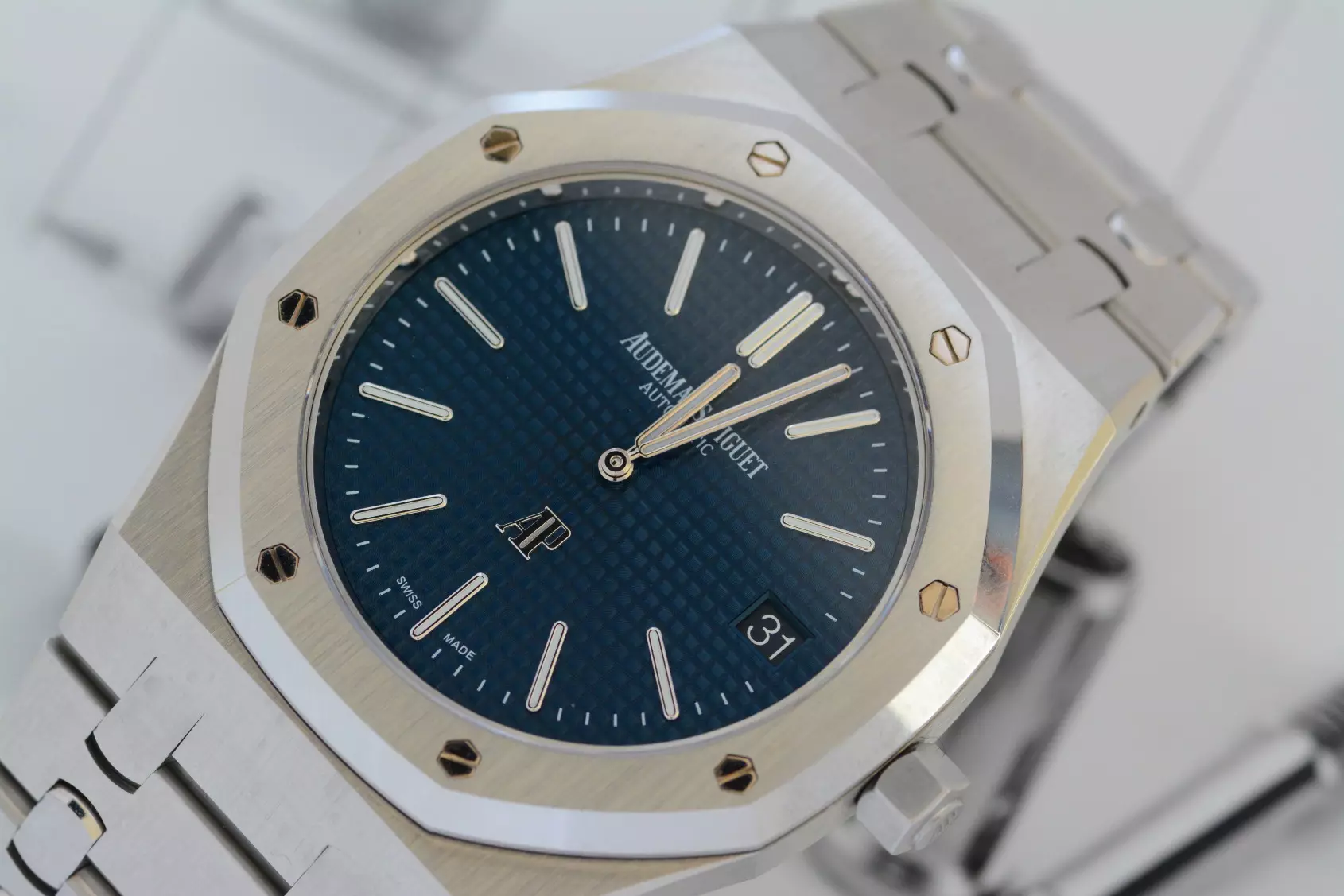 너무 뜨거워서 아프다, Audemars Piguet Royal Oak 