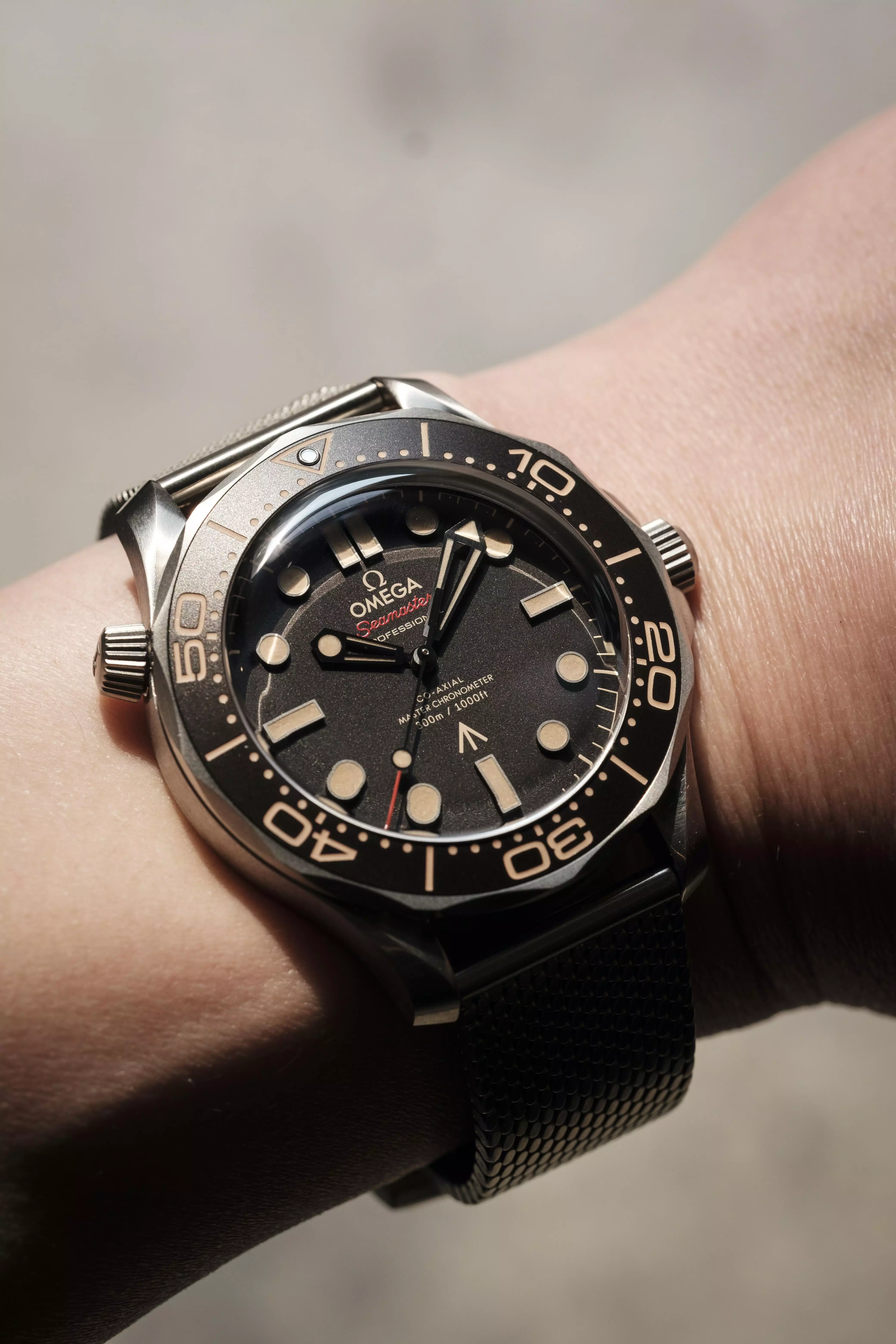 Omega Seamaster Diver 300M 007 Edition