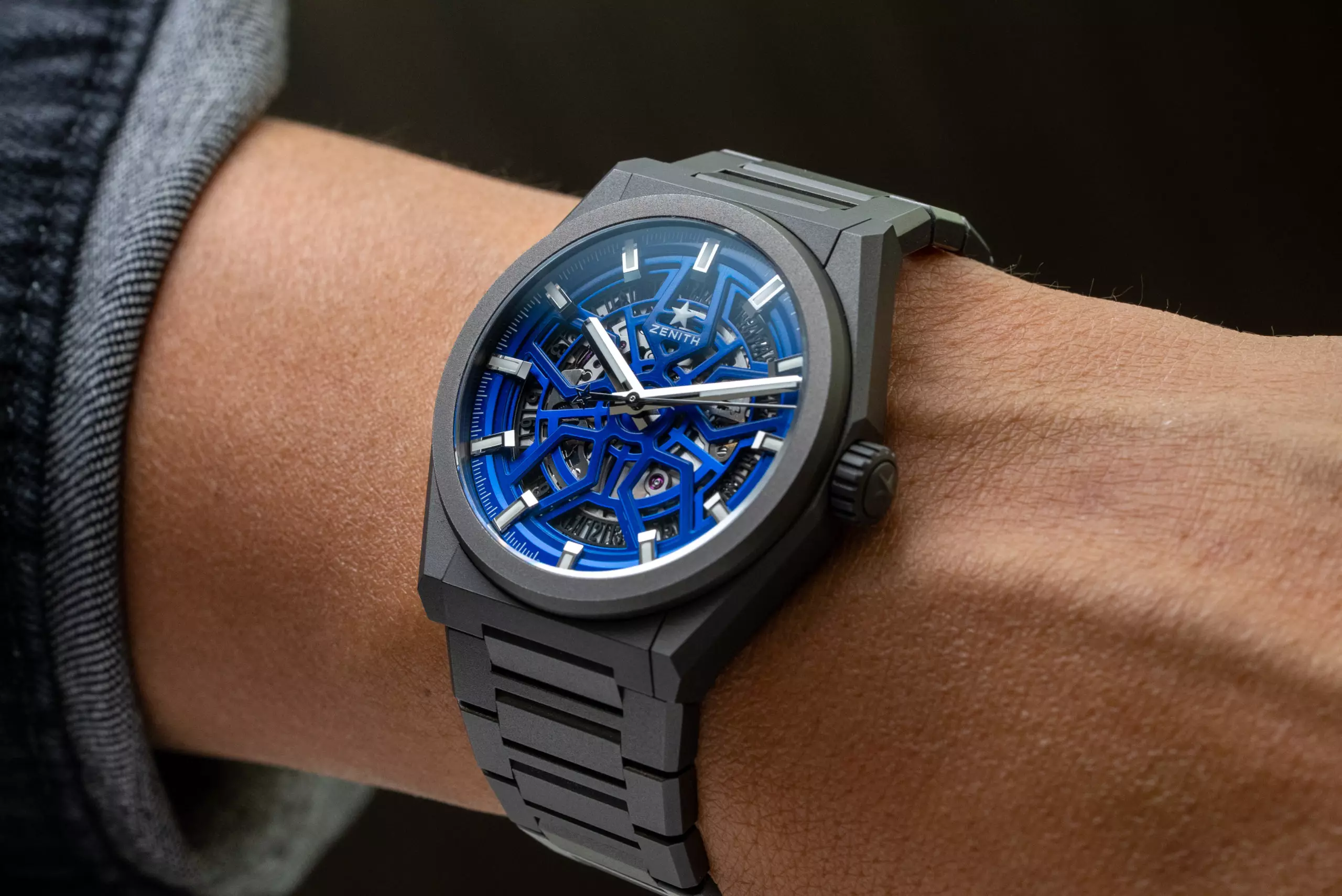 Zenith Defy Classic Skeleton „Night Surfer“ Time+Tide Edition