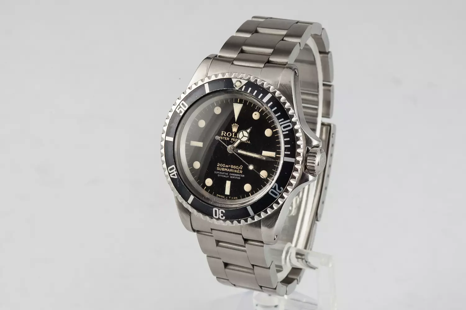 Izsolē “Holivudas ikoniskie pulksteņi”, ko organizēja Bob's Watches, ir daži nenormāli Rolex modeļi — laika un bēguma pulksteņi. 5222_9
