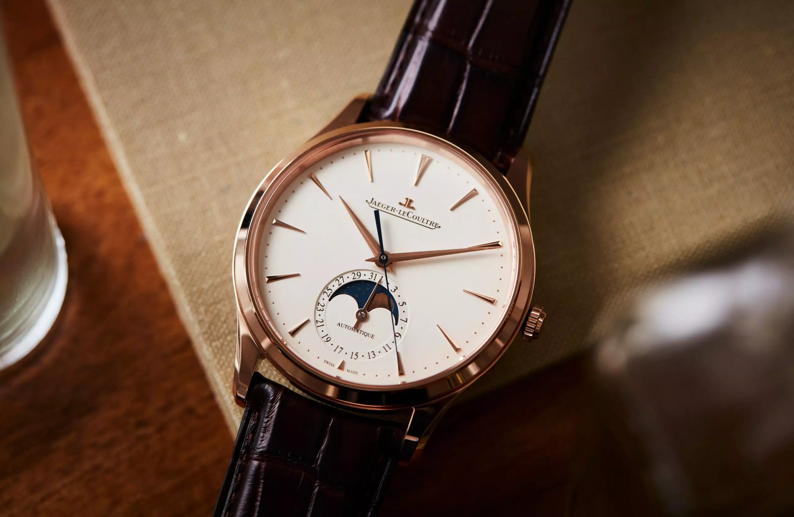 Jaeger-LeCoultre Master Ultra Thin Moon in Pink Gold recenzia 5411_2