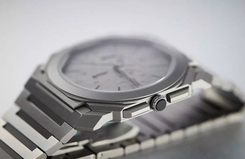 Έχετε το chrono σας και λαμβάνετε επίσης GMT με το εντυπωσιακό Bulgari Octo Finissimo Chronograph GMT Automatic (πολλές φωτογραφίες) - Time and Tide Watches 593_2