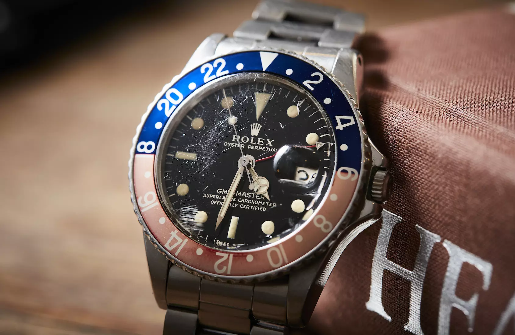 Apa yang membangun nilai jam tangan vintage? Inilah cara untuk menghindari kerusakan total jam tangan Anda - Jam Tangan Time and Tide