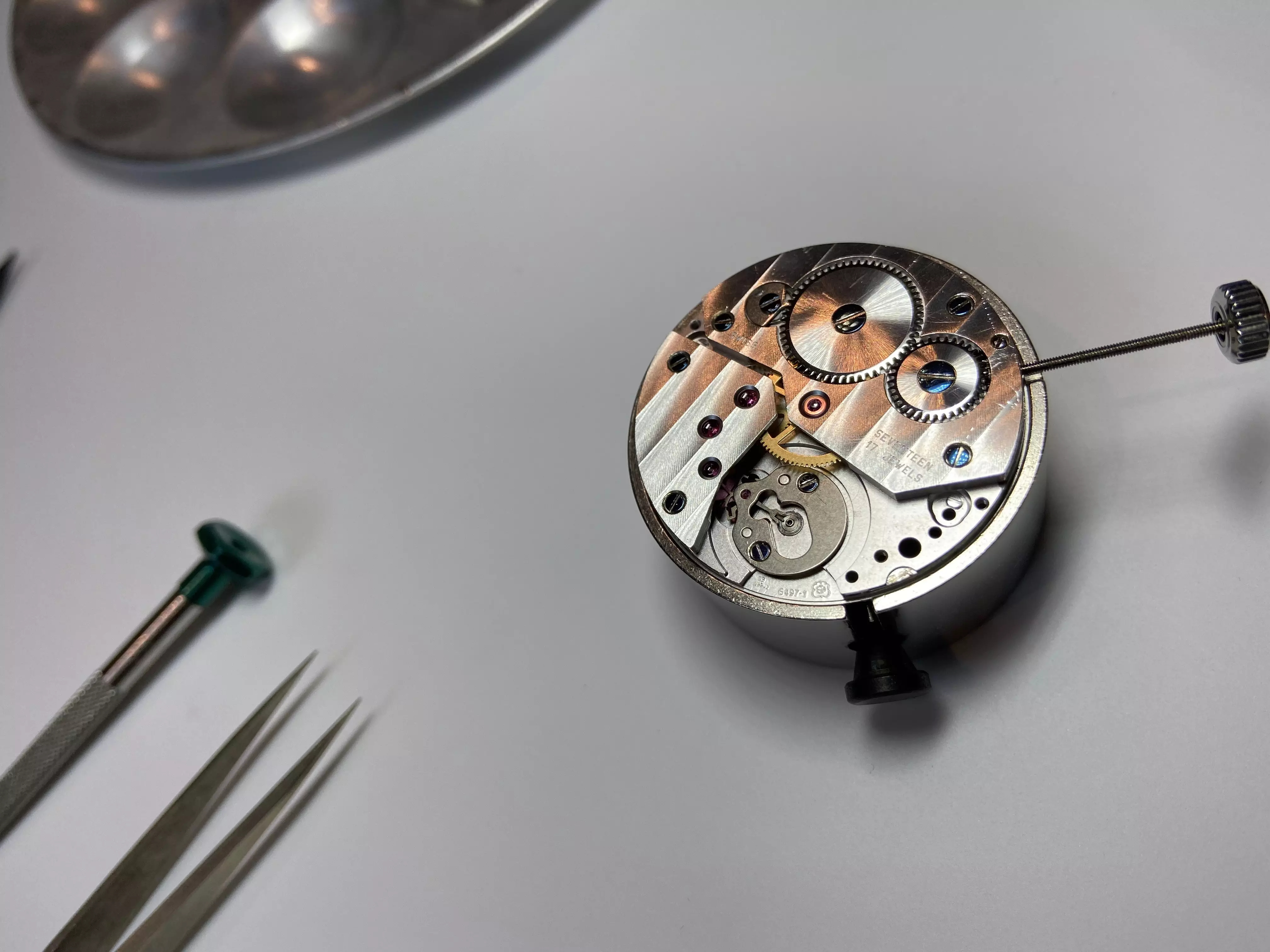 Horological Society of New York reaguje na pandemię koronawirusa z grantem dla pracujących zegarmistrzów - Zegarki czasu i pływów 667_4