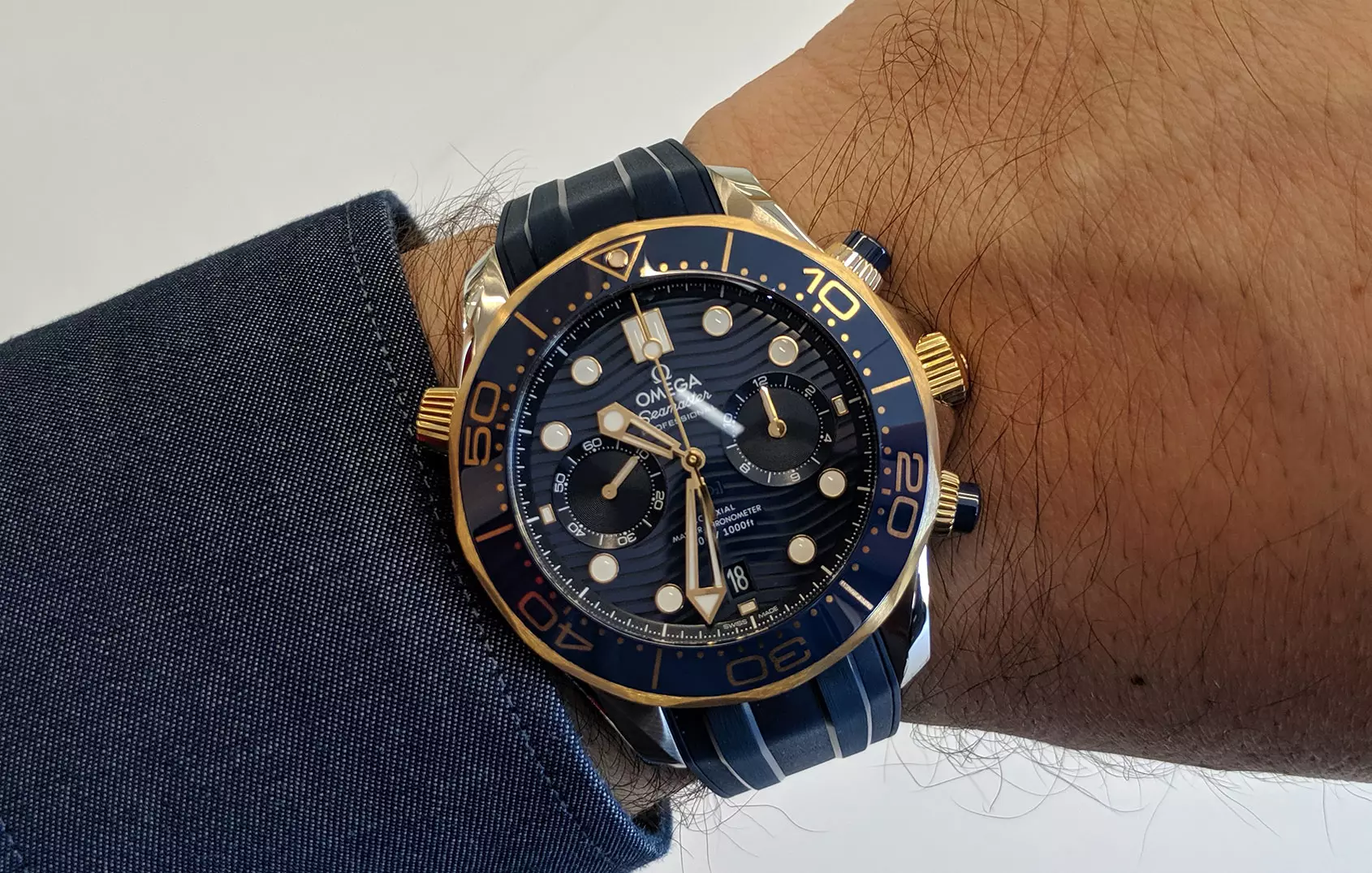Mi selección de los 6 mejores relojes Omega nuevos para 2019, recién salidos de Time to Move - Time and Tide Watches