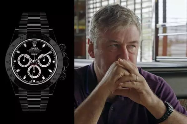 WATCHSPOTTING: 14 jam tangan terbaik yang terlihat di 'Comedians in Cars Getting Coffee' - Time and Tide Watches 677_9