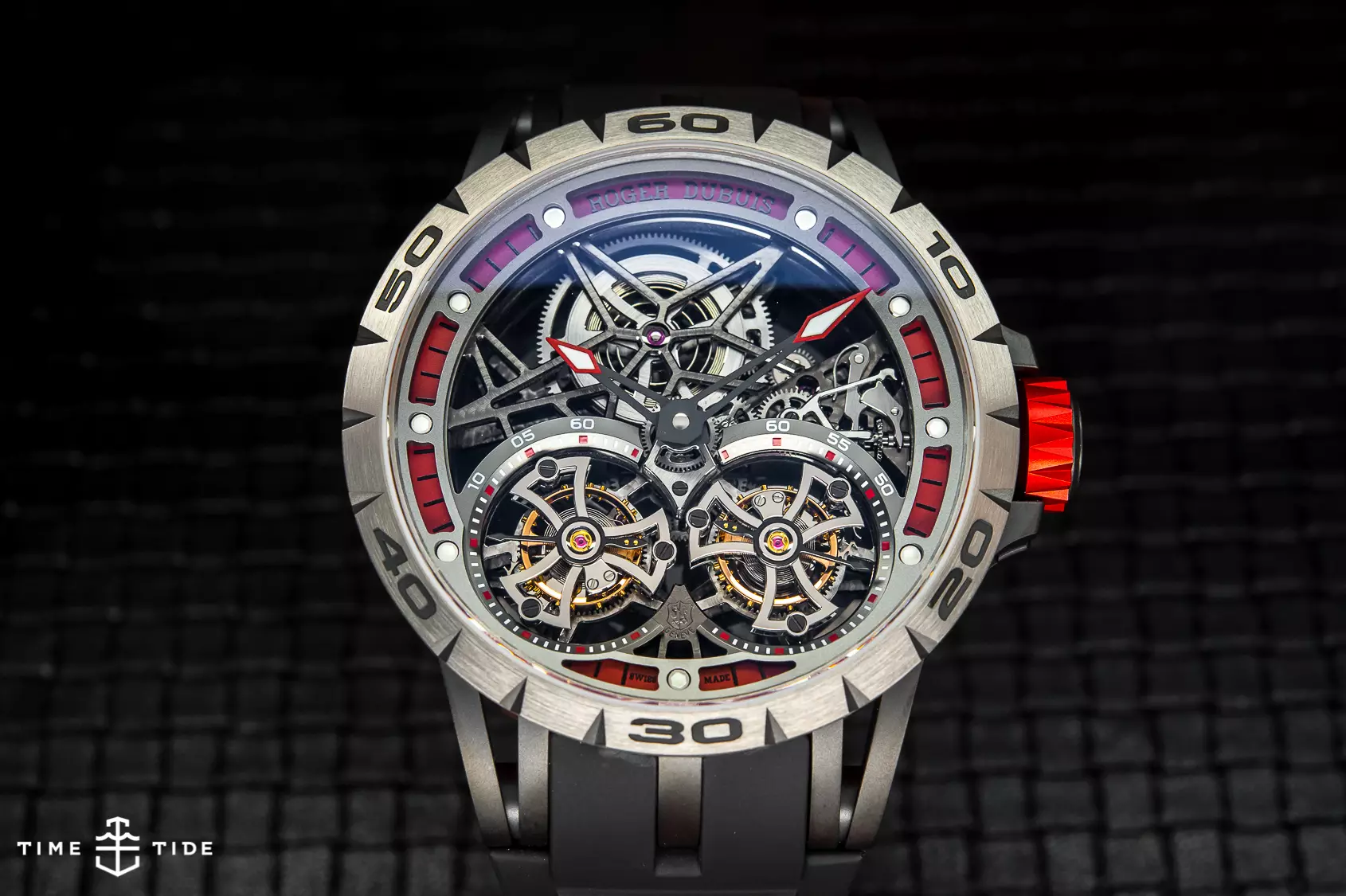 Roger Dubuis Excalibur Spider Double Flying Tourbillon – Hands-on Review