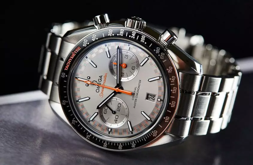 „Omega Speedmaster Racing Master Chronometer“ išsami apžvalga 698_2