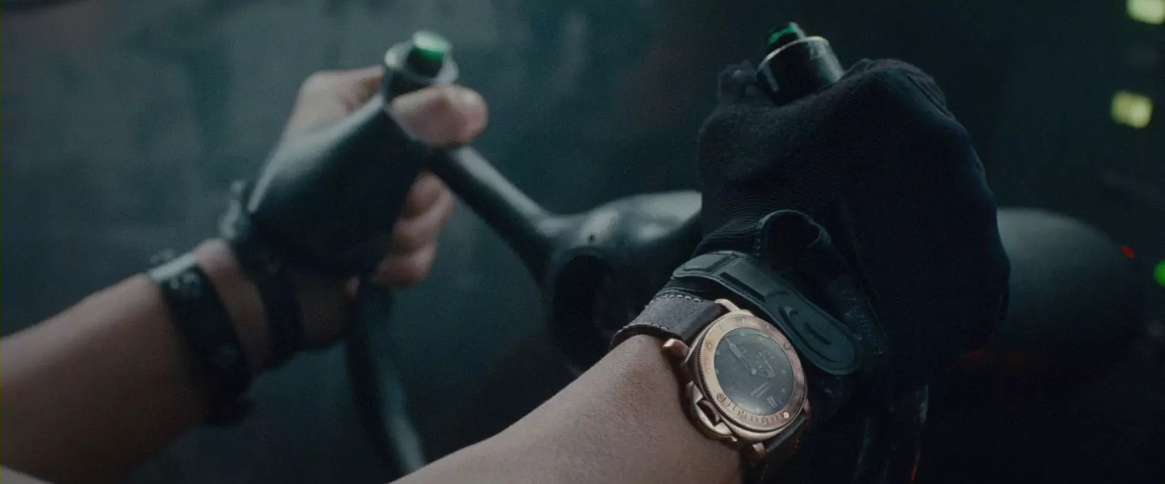 Expendables-2-Panerai-Bronzo