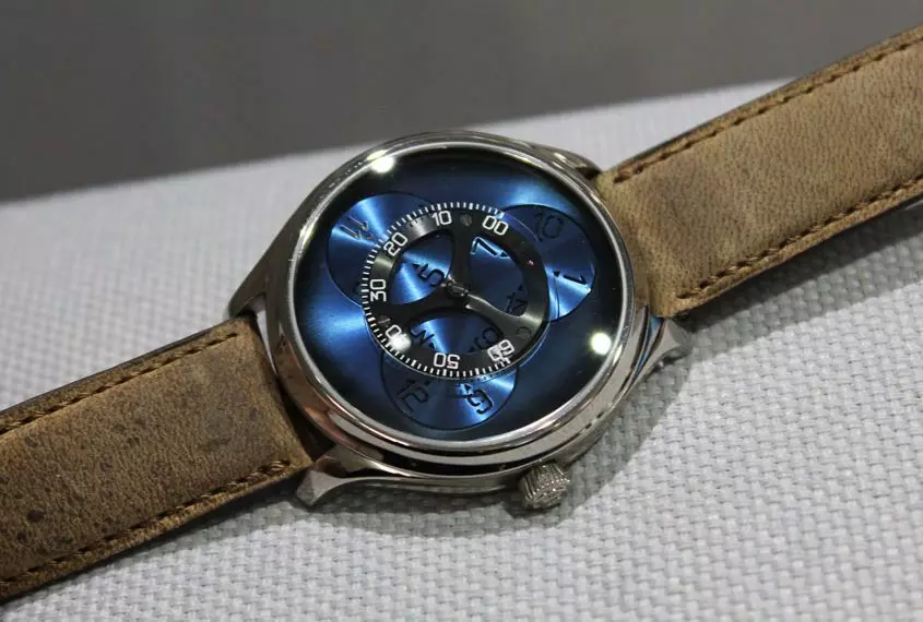 ハンズオン: H. Moser & Cie. は新しい Endeavor Flying Hours - Time and Tide Watches でコンフォート ゾーンの外に出ます。 7129_1