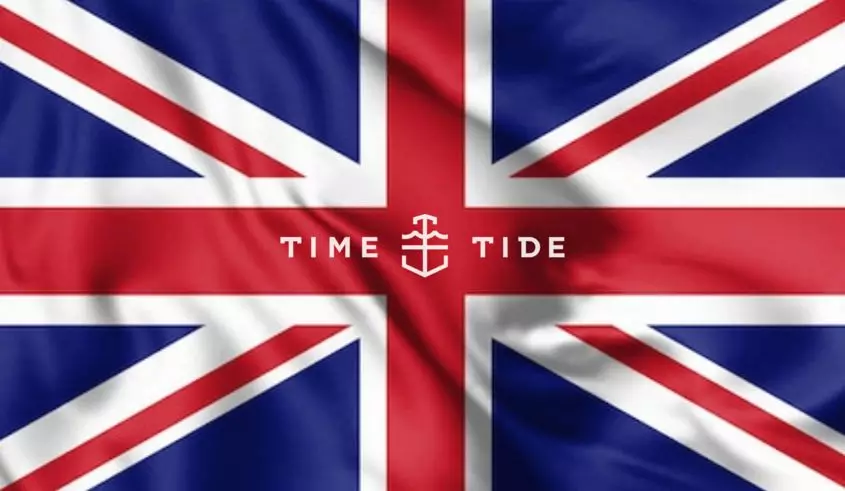 مایک کریستنسن ویرایشگر دفتر Time Tide Watchs در بریتانیا