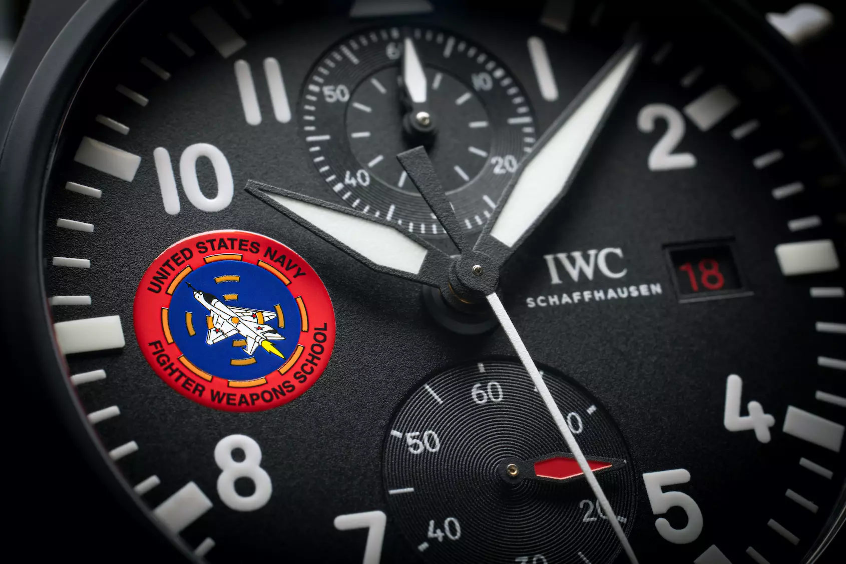 HANDS-ON: Agresywny, nieubłagany i taktyczny zegarek IWC Pilot’s Watch Chronograph Top Gun Edition „SFTI” to marzenie miłośnika zegarków narzędziowych - Zegarki czasu i pływów 7315_2