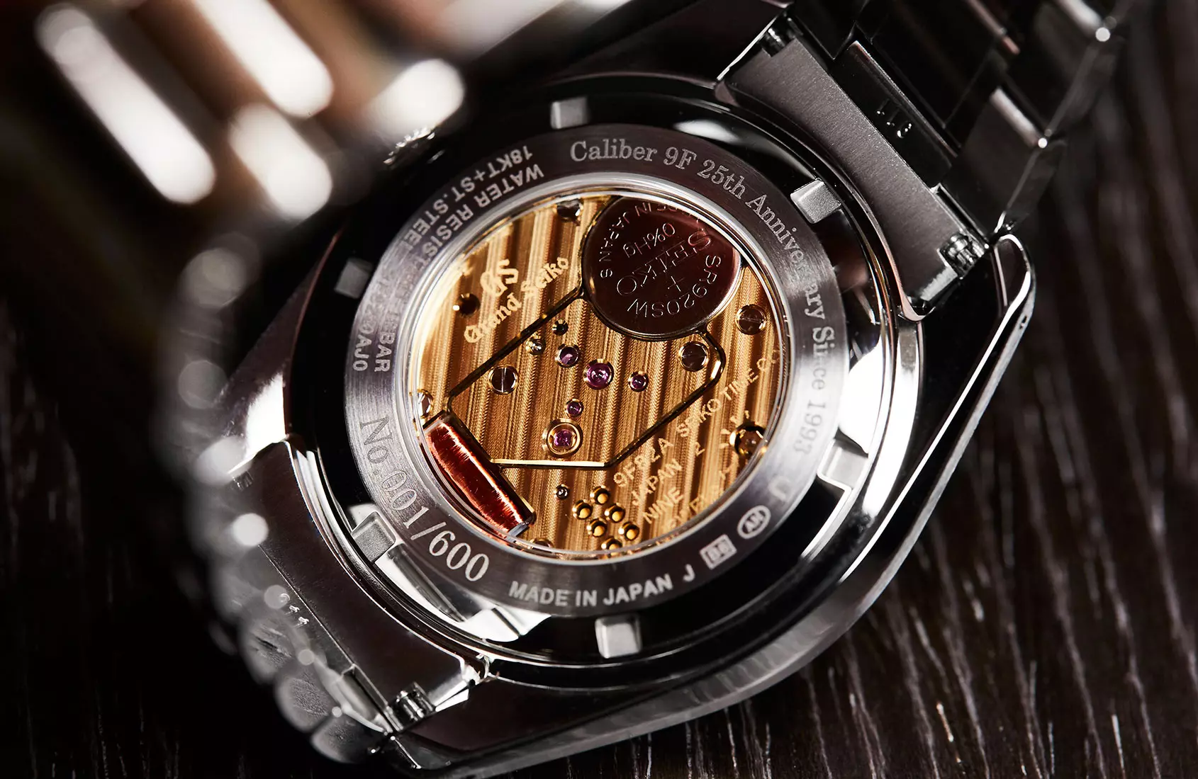 6 ceasuri de cuarț impresionante lansate în 2020, inclusiv Grand Seiko, Breitling și Bulova - Time and Tide Watches