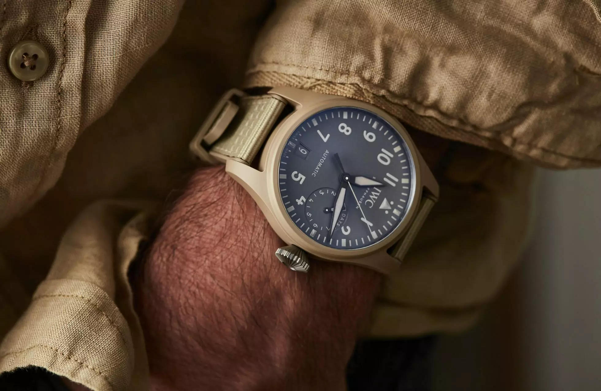 IWC Big Pilot Top Gun nashri va abadiy kalendar 