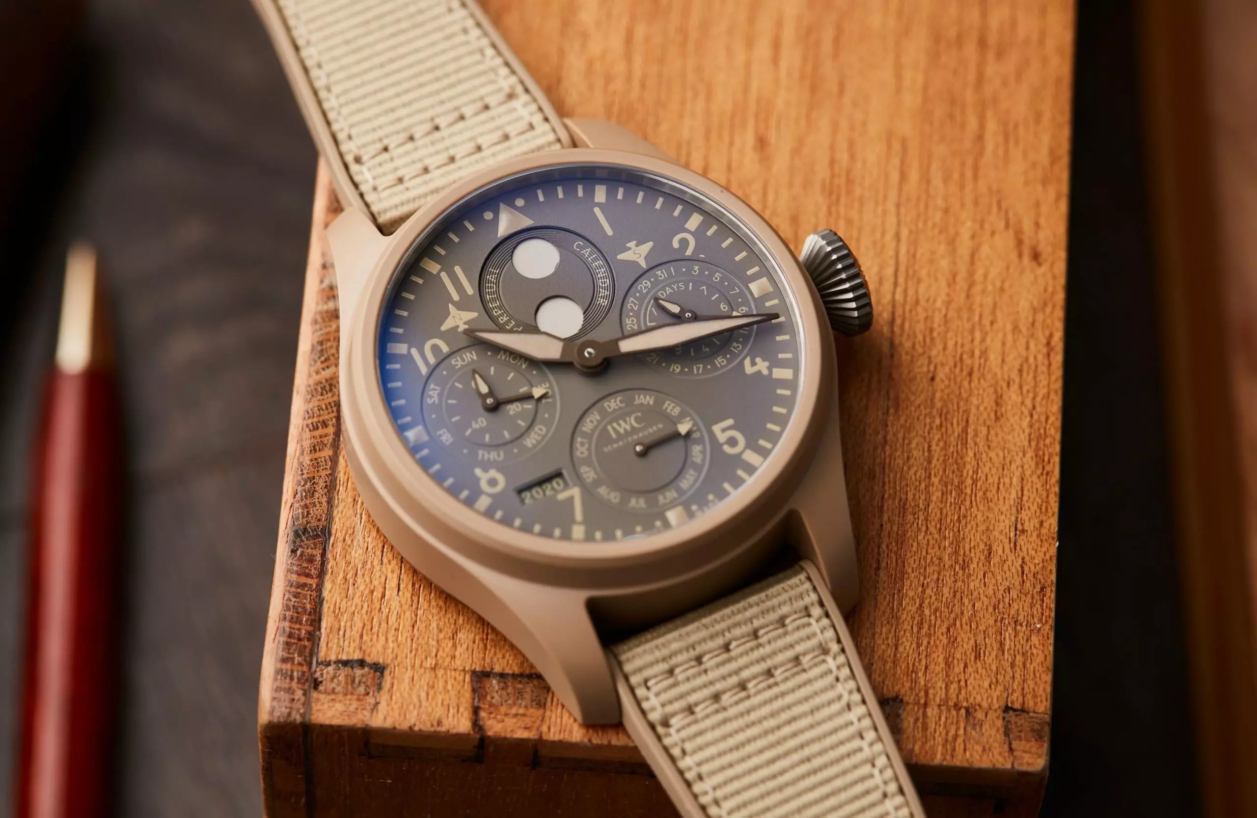 IWC Big Pilot Top Gun Edition og evigvarende kalender «Mojave Desert» 7470_2