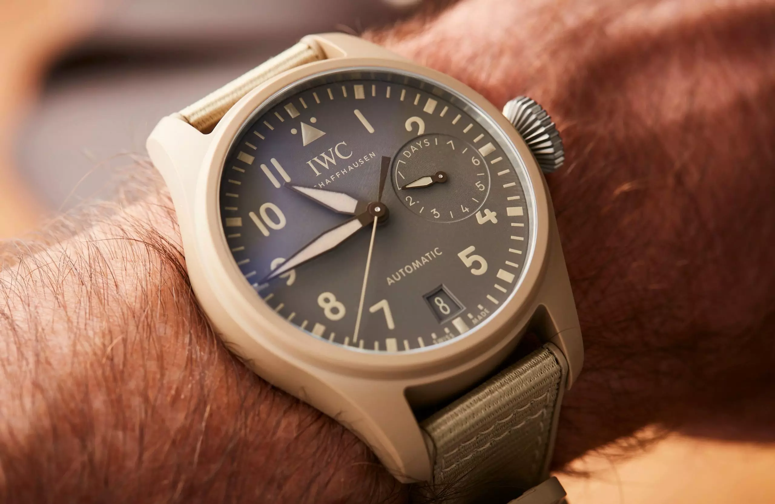 IWC Big Pilot Top Gun Edition и вечный календарь «Пустыня Мохаве» 7470_6