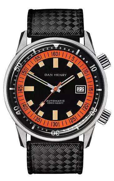 7 montres bien en dessous de 1000 $ de marques qui offrent surprise, plaisir et grande valeur - Time and Tide Watches 7623_3