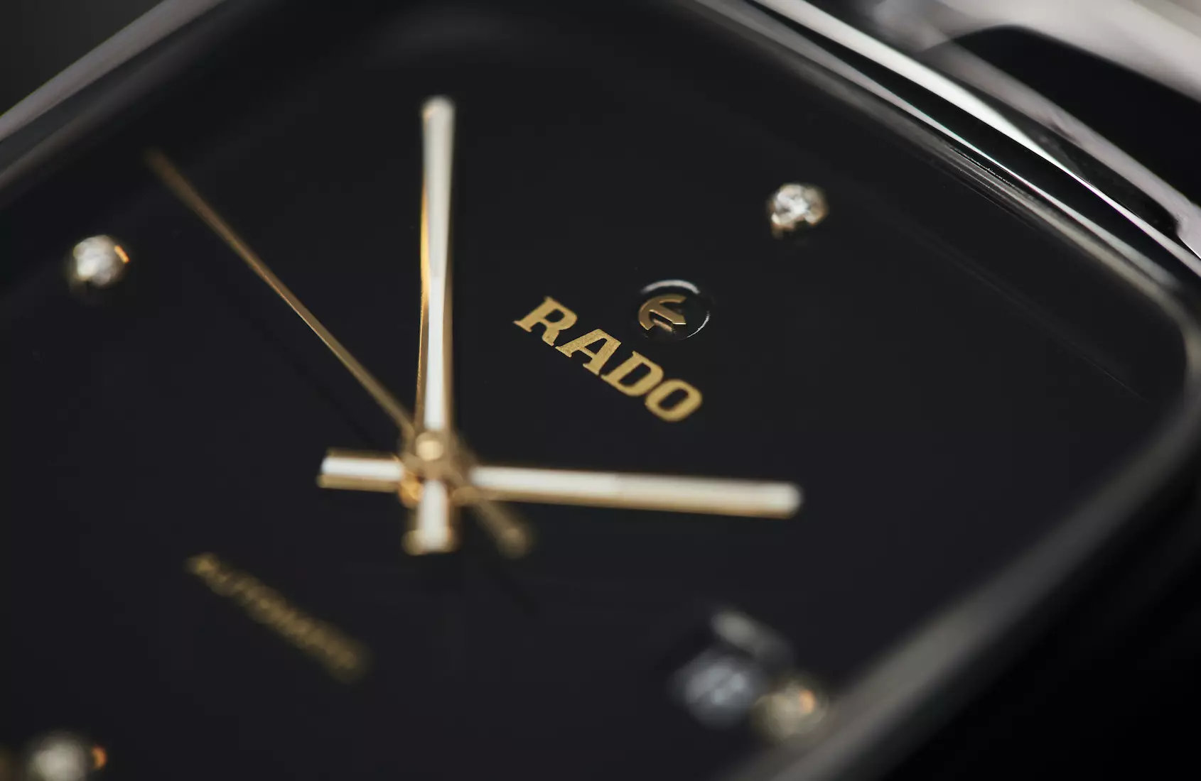 HANDS-ON: سرامیک مایع مجموعه Rado True Square کاری است که فقط این برند می تواند انجام دهد - Time and Tide Watches 8458_7