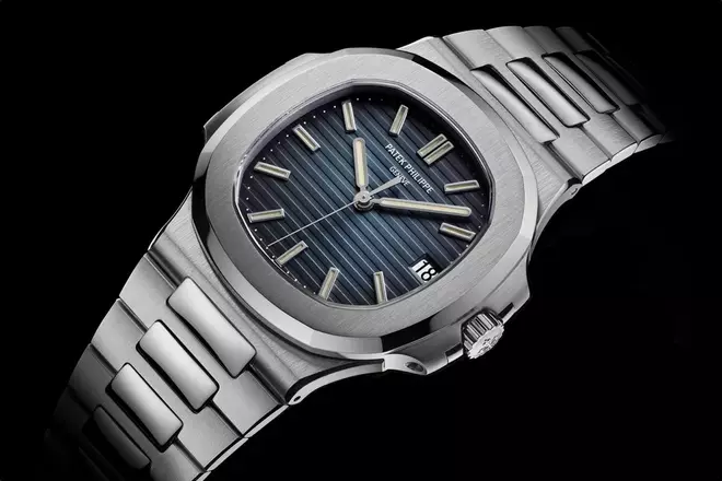 5 alternatives à la Patek Philippe Nautilus qui sont Nauty By Nature - Time and Tide Watches 962_1