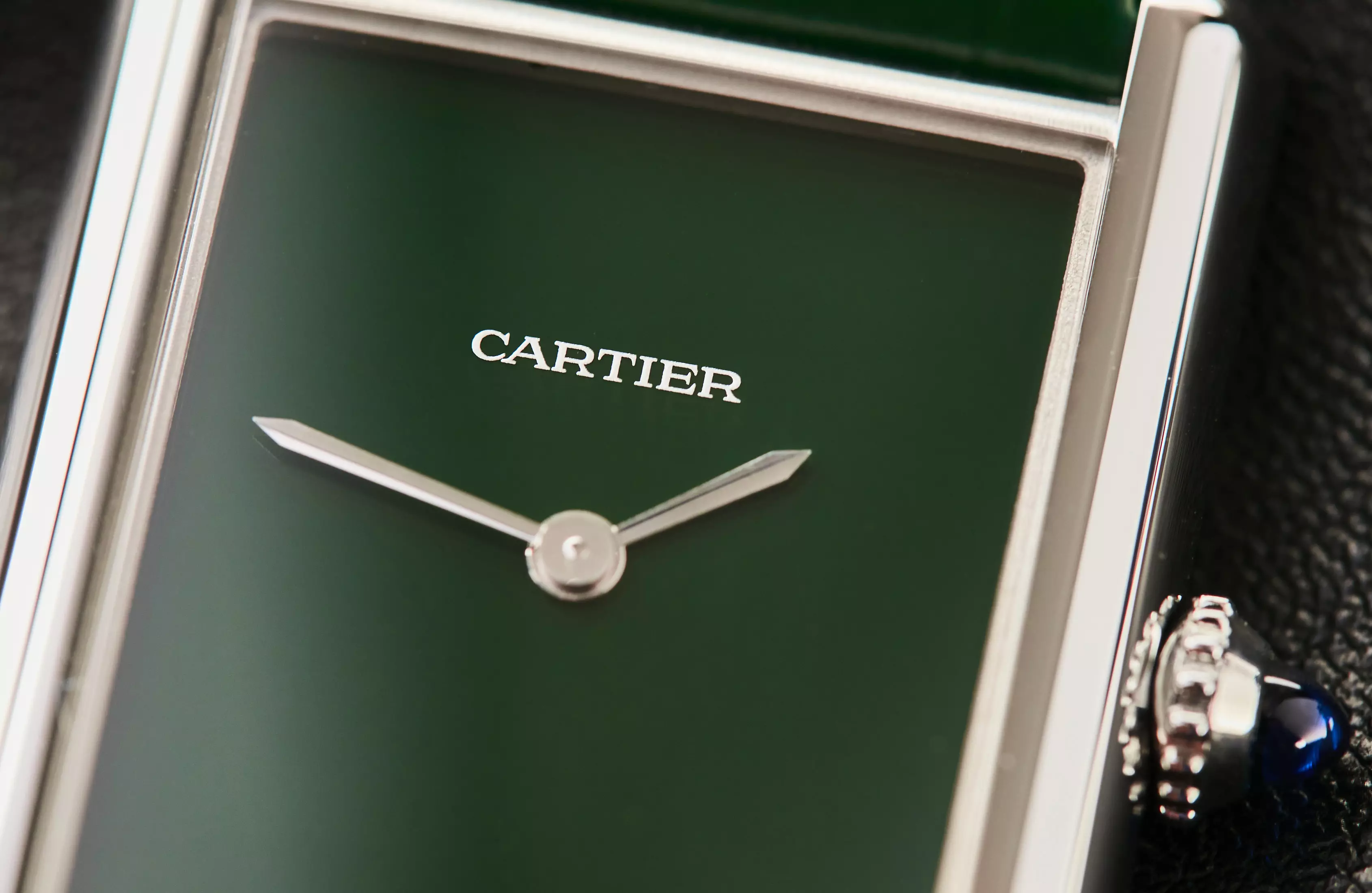 Cartier Tank Must